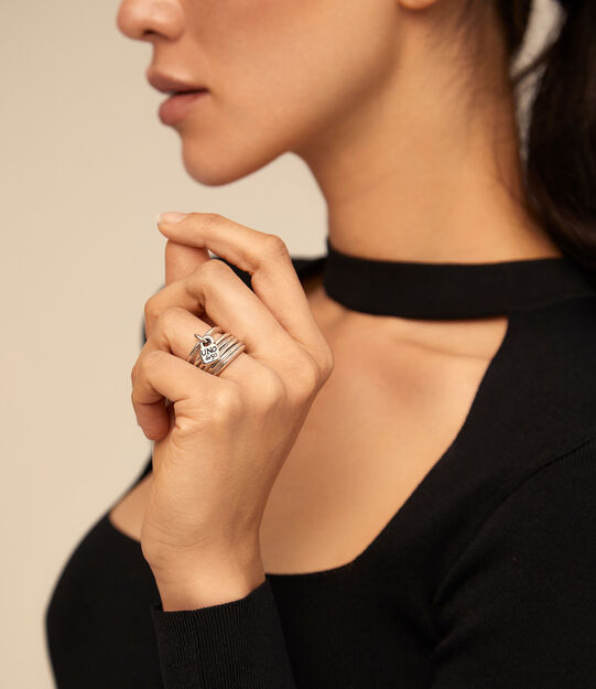 UNOde50 Iconic Jewelry - Signature Pieces That Last | UNOde50 United States